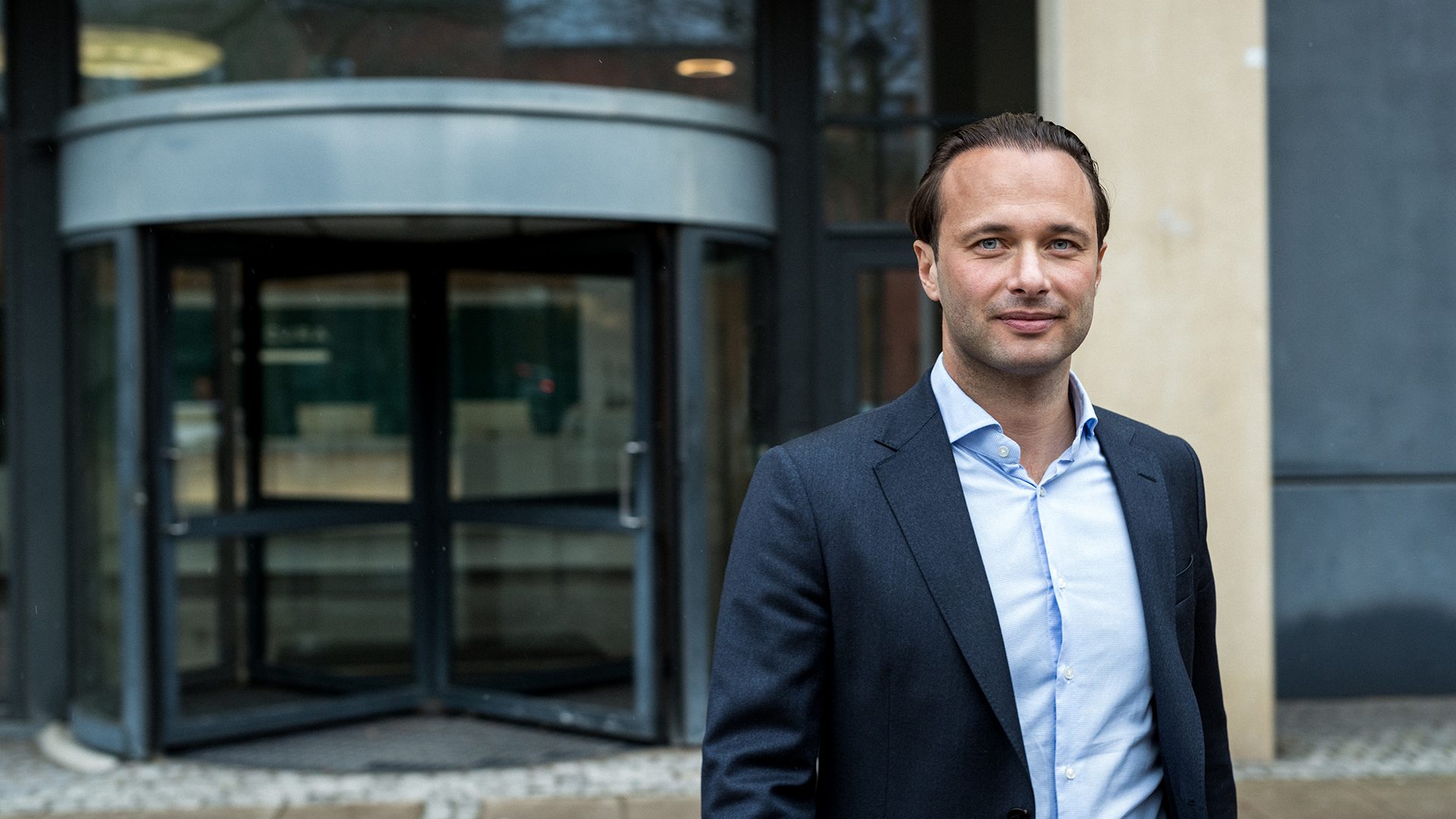Andreas Steen Vallentin-Hansen - Accura